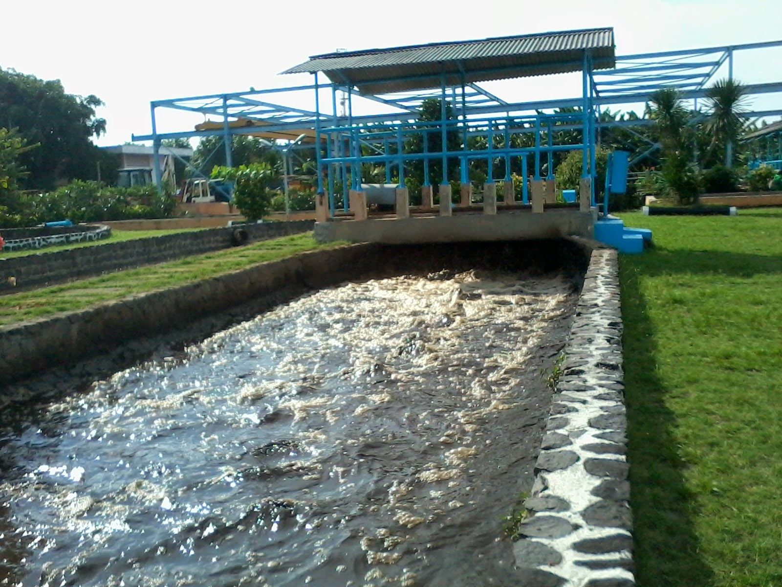 Instalasi Pengolahan Limbah Tinja (IPLT) Keputih Surabaya