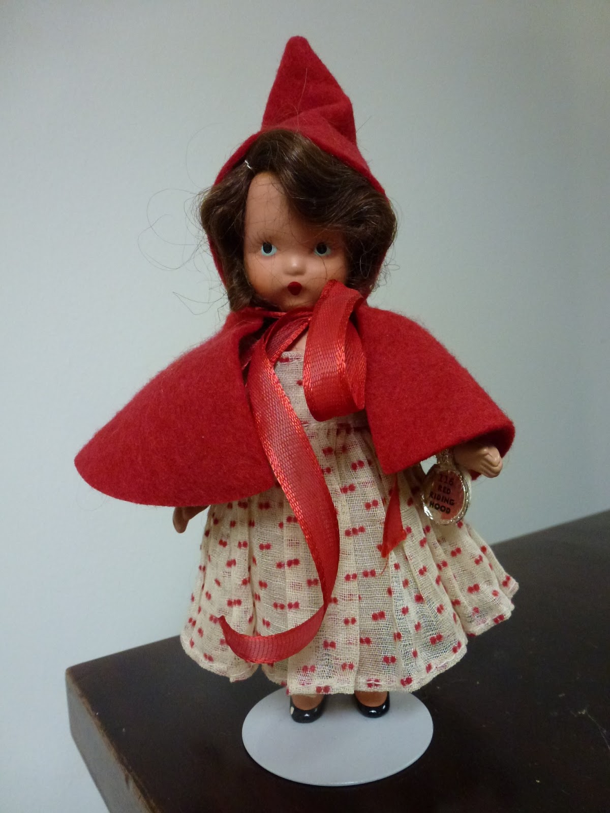 Nancy Ann Storybook Dolls: Storybook Series #116 "LITTLE RED RIDING HOOD"