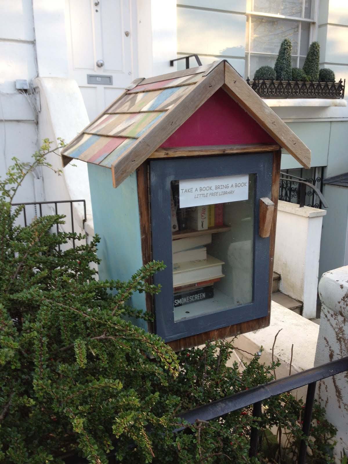 Pre-Pentimento: The smallest library in the world.