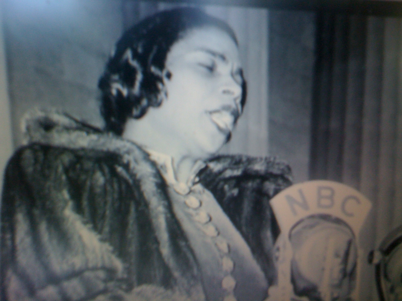 THE BLACK SOCIAL HISTORY:: BLACK SOCIAL HISTORY : MARIAN ANDERSON ...