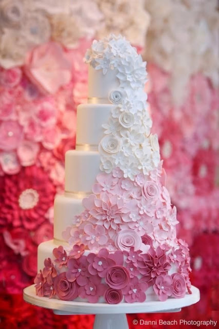 Forever Sweethearts: Amazing Cake