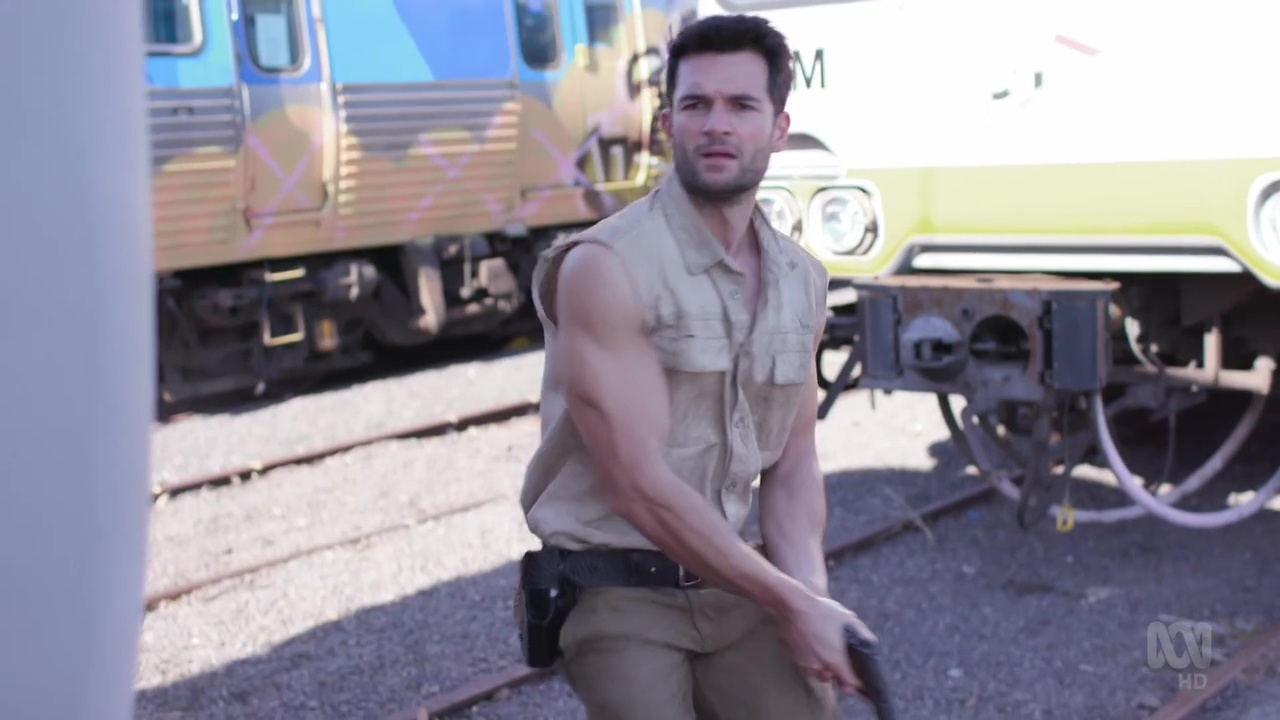 ausCAPS: Sasha Sutton shirtless in Superwog 1-06 "The Zombie Apocalypse"