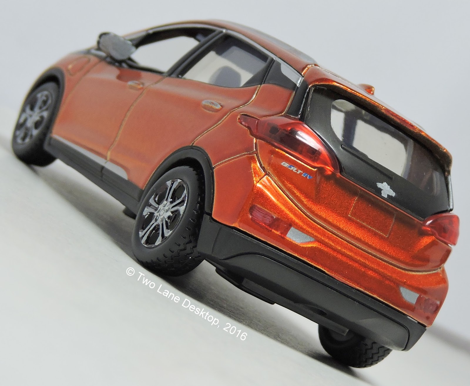 Its Electric! Maisto 1:43 Chevy Bolt and Ford Th!nk