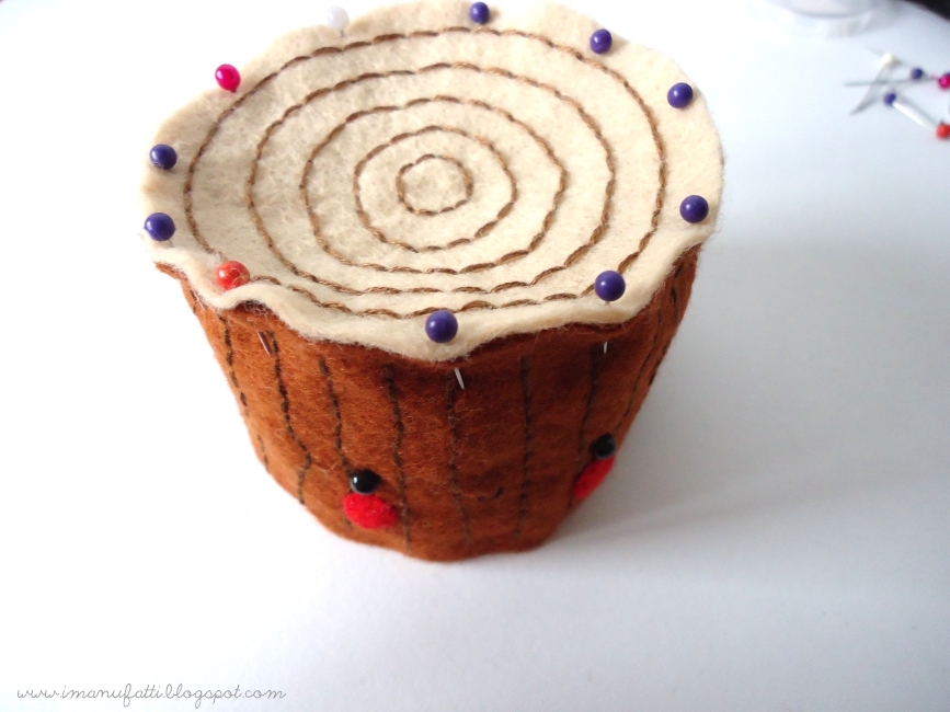 Guest Post: Felt Tree Stump Pincushion Tutorial | Bugs and Fishes by ...