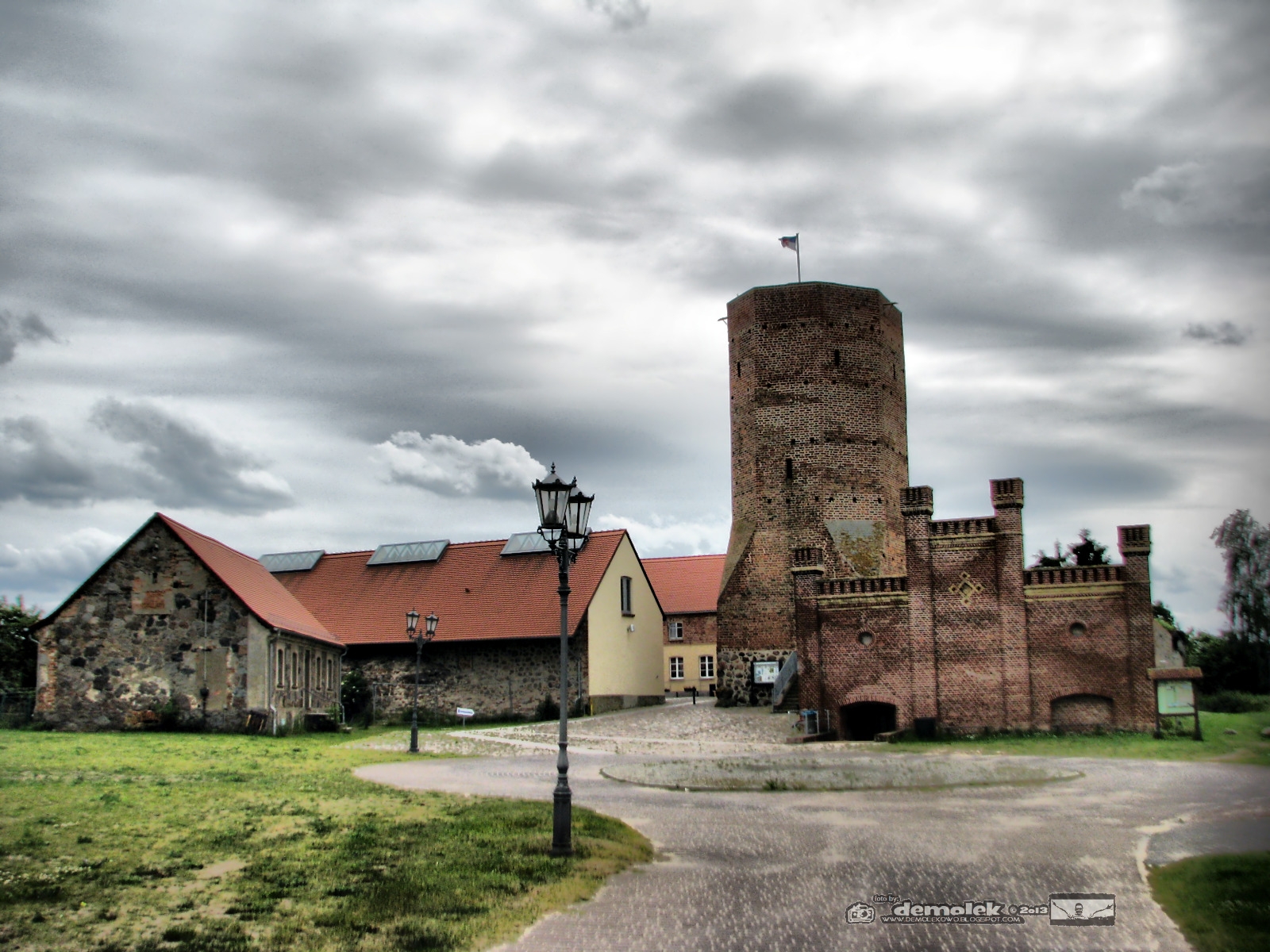 Locknitz 2013 ~ D E M O L E K o w o