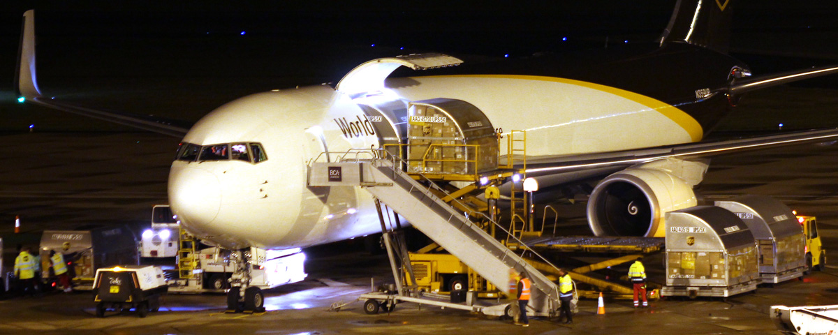 Birmingham Airport Photo Blog: Monday 7 November 2016 - UPS reroute ...