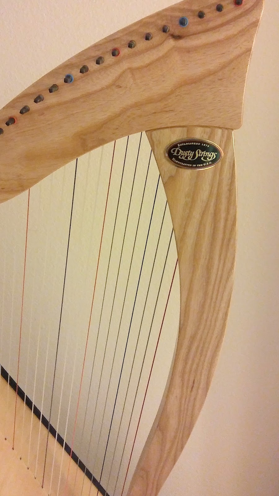 HARP IN LA HARP INFO #2: DUSTY STRINGS RAVENNA 34 W/FULL LEVERS #14685