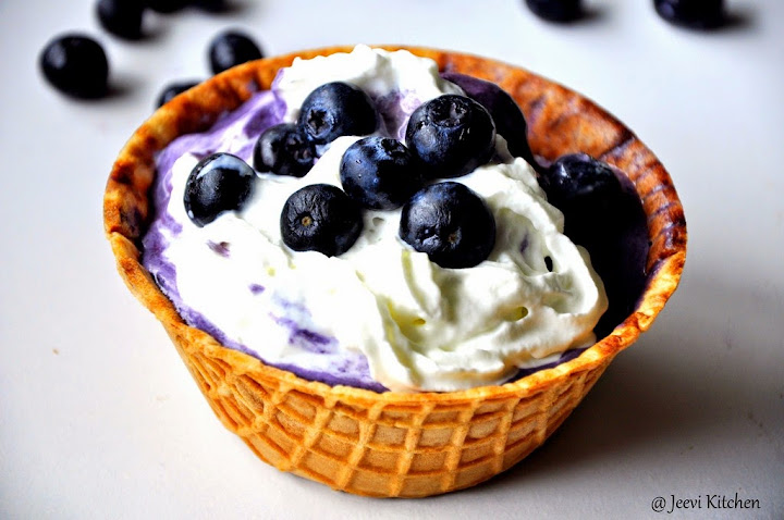 Jeevi Kitchen: Blueberry Fool in Waffle Bowl