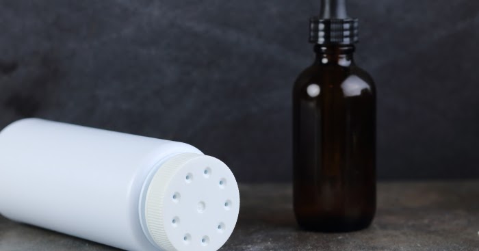 Homemade Body Powder Recipe With Essential Oils - Everything Pretty