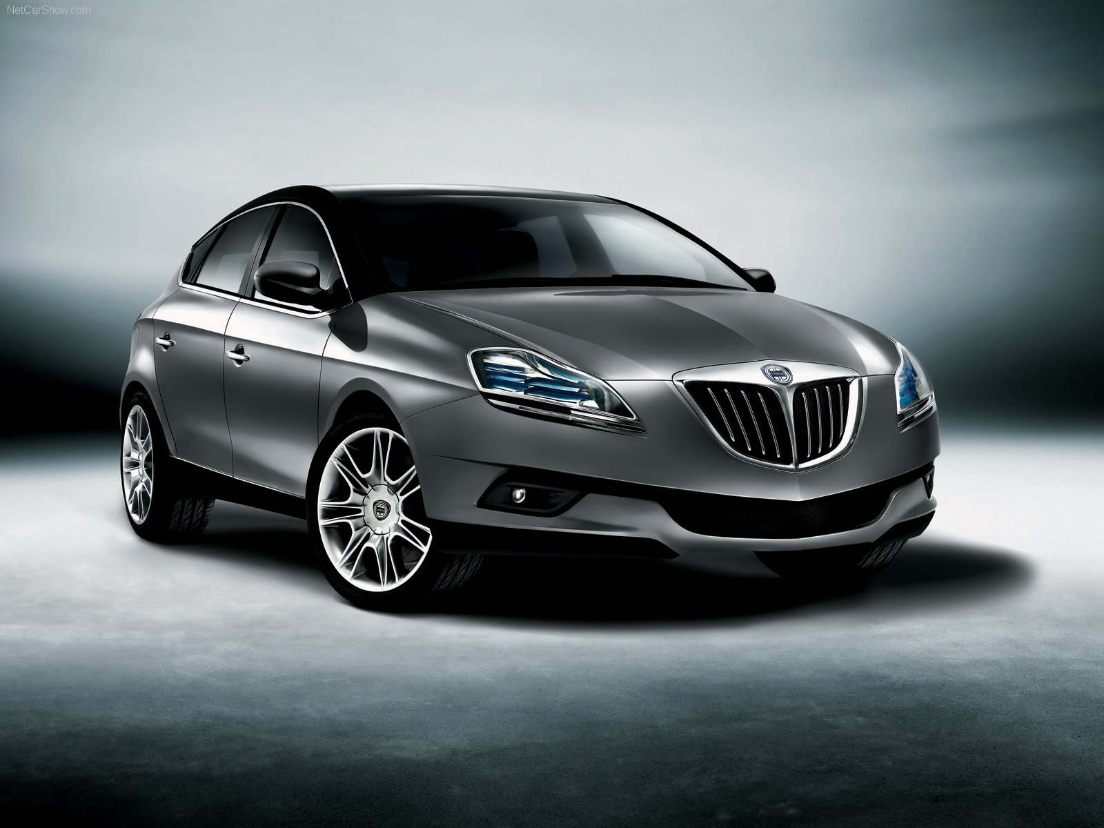 CAR TOP ZINE: A company lost in the pages of history: Lancia offers top ...