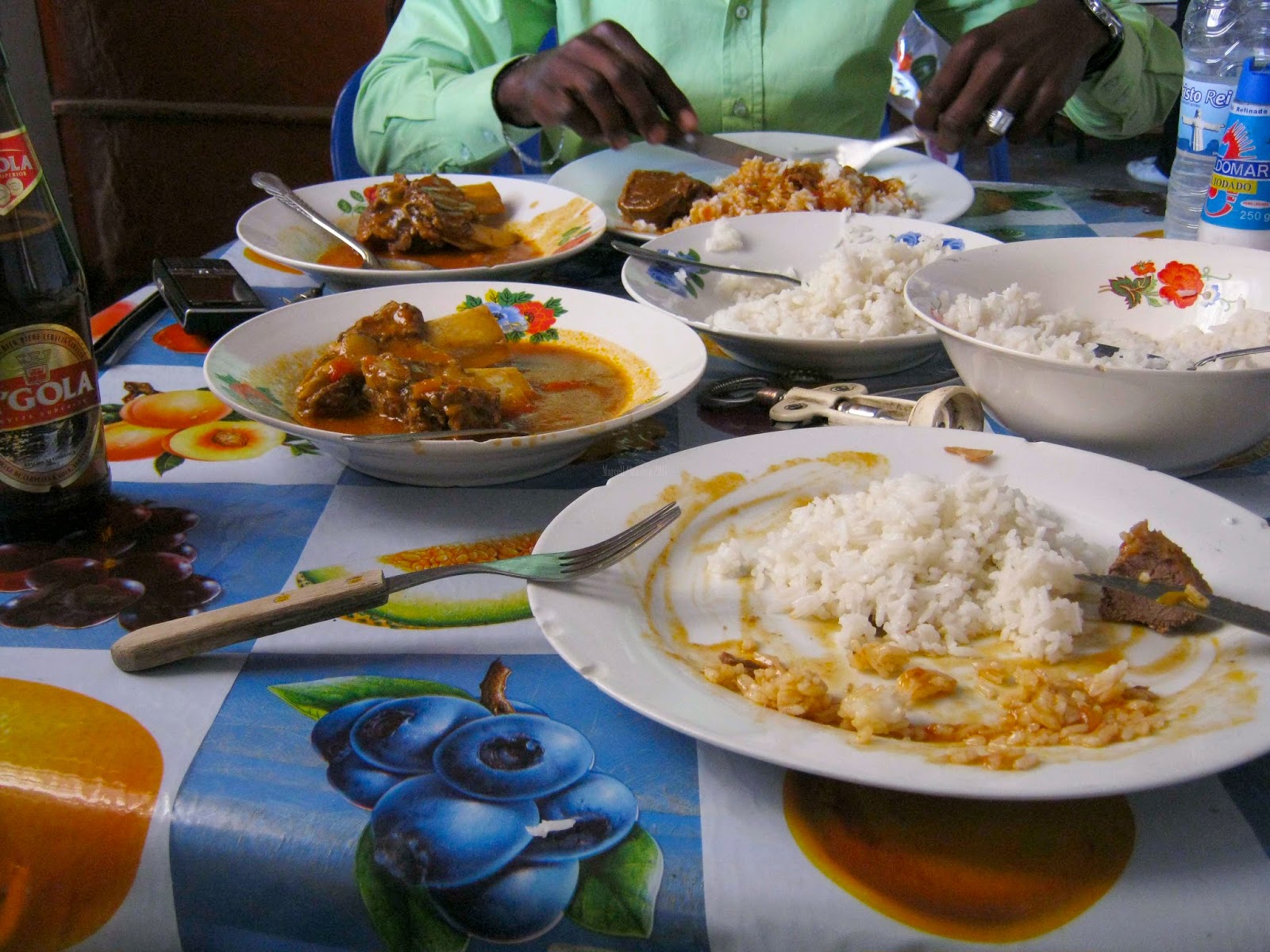 Roadside Foodie the local way