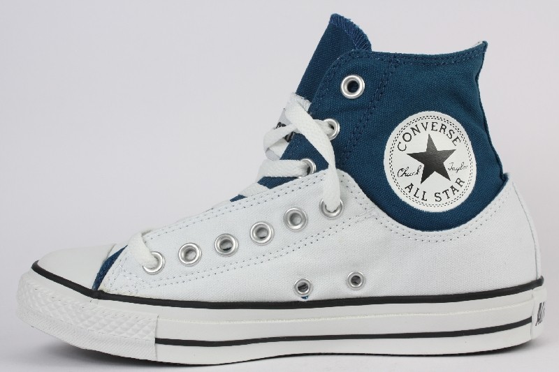 The Converse Blog: Converse Chuck Taylor Layer Up White/Navy