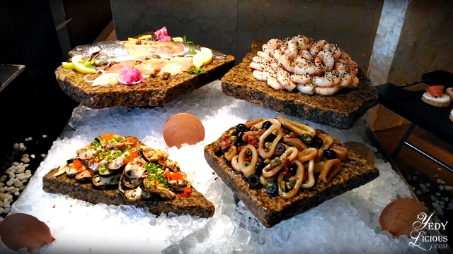 Seafood Sunday Brunch Buffet at Spectrum, Fairmont Hotel Makati ...