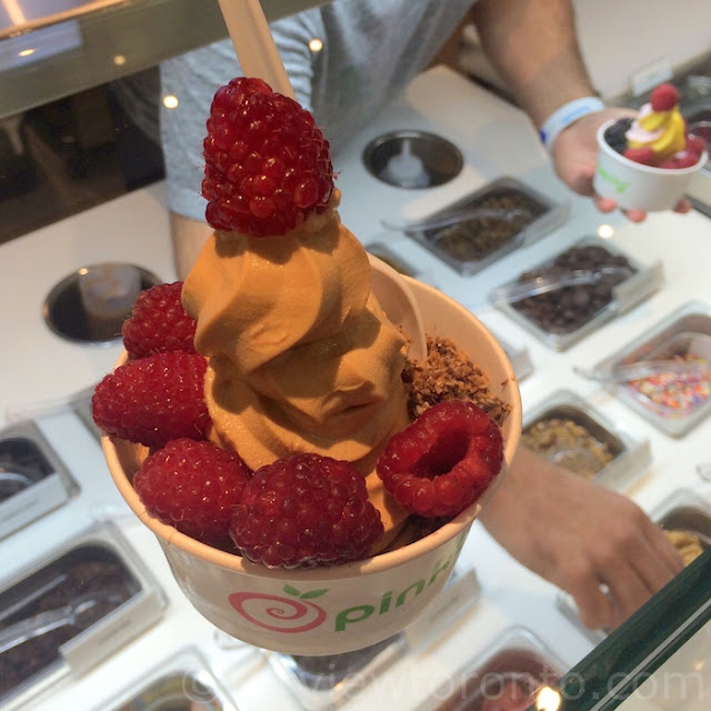 Torviewtoronto: Pinkberry Frozen Yogurt Has Arrived in Ontario