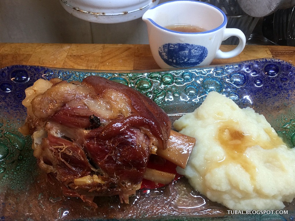 TUBAL: CODILLO AL ESTILO IKEA