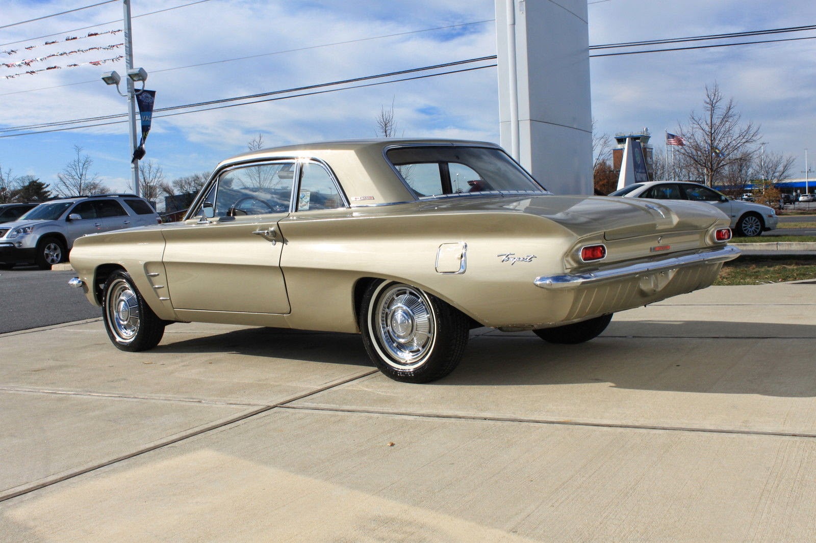 10k: Repeat Offender: 1962 Pontiac Tempest Trophy 4 - DailyTurismo