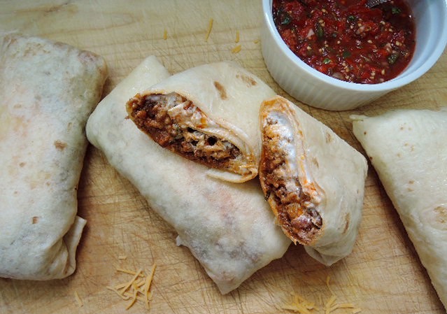 The Briny Lemon: Easy Beef and Red Bean Burritos