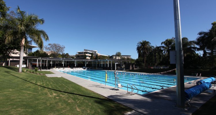 Coral Time: UQ pool
