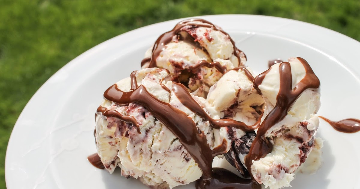 eat like you love yourself: Cherry Ripple Ice Cream with Chocolate and ...