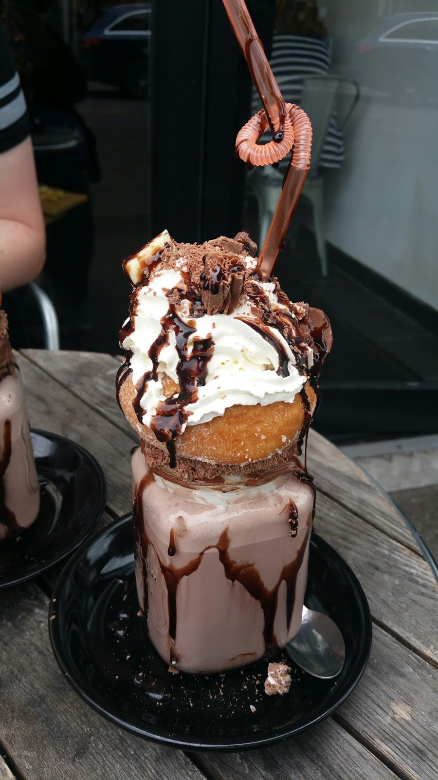 Hi Sue!: Food Review: Beehive Coffee House - More insane milkshakes!!!