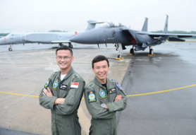 1/6 Gallery: RSAF F-15SG Strike Eagles Fighter Pilots - 149 Squadron ...