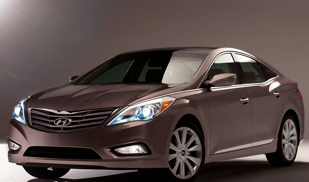 New Car Model 2012: Hyundai Azera India 2012