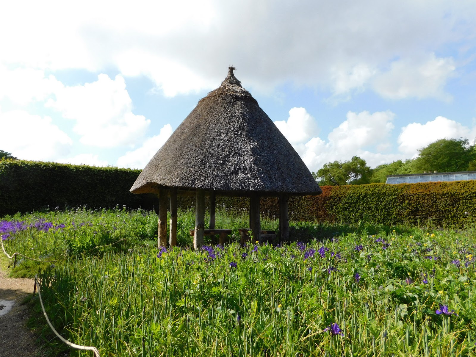 CastleTravel: A Road Trip to Arundel Castle and Hever Castle