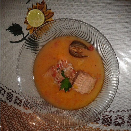 Mi Ángel Gabriel: Sopa de Mariscos con leche de Coco