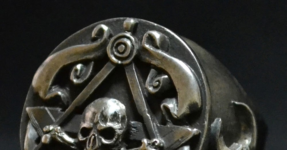 SIGNO Art - Custom Design Mens Biker Skull Rings: Amazing Skull and ...