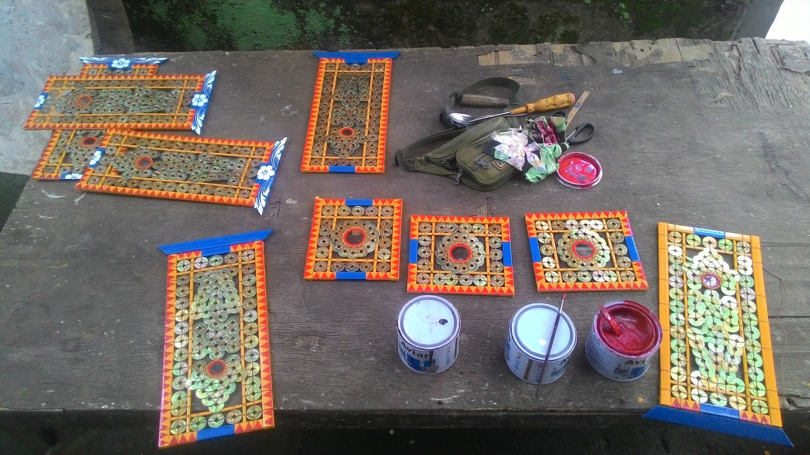 Desa Buwit: Lamak dan Ceniga Pis bolong Khas Buwit