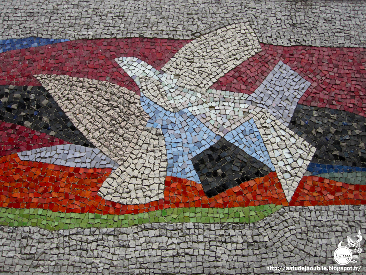 Vaucresson - Sculpture + Mosaïque - A. Bloc, H. Stragiotti