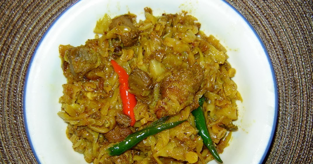 Rummana's Kitchen: Goru Badhakopi (Beef With Cabbage)