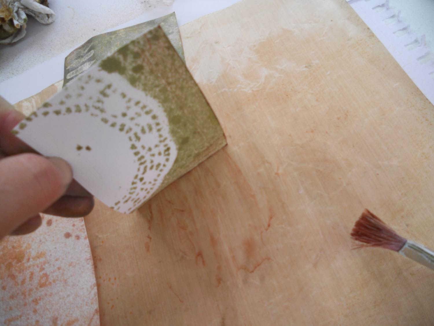 Homespun Scrapbooking: TUTORIAL: SPRAY MISTS - De"MIST"ify