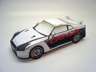 Papercraft - Nissan GTR R35 - Papercraft4u | Free Papercrafts, Paper ...