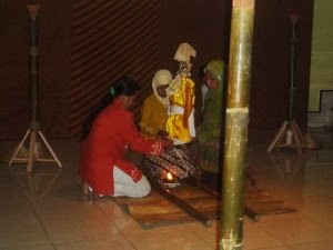 Ritual Cingcowong Asal Kuningan | Macam-Macam Tarian di Indonesia