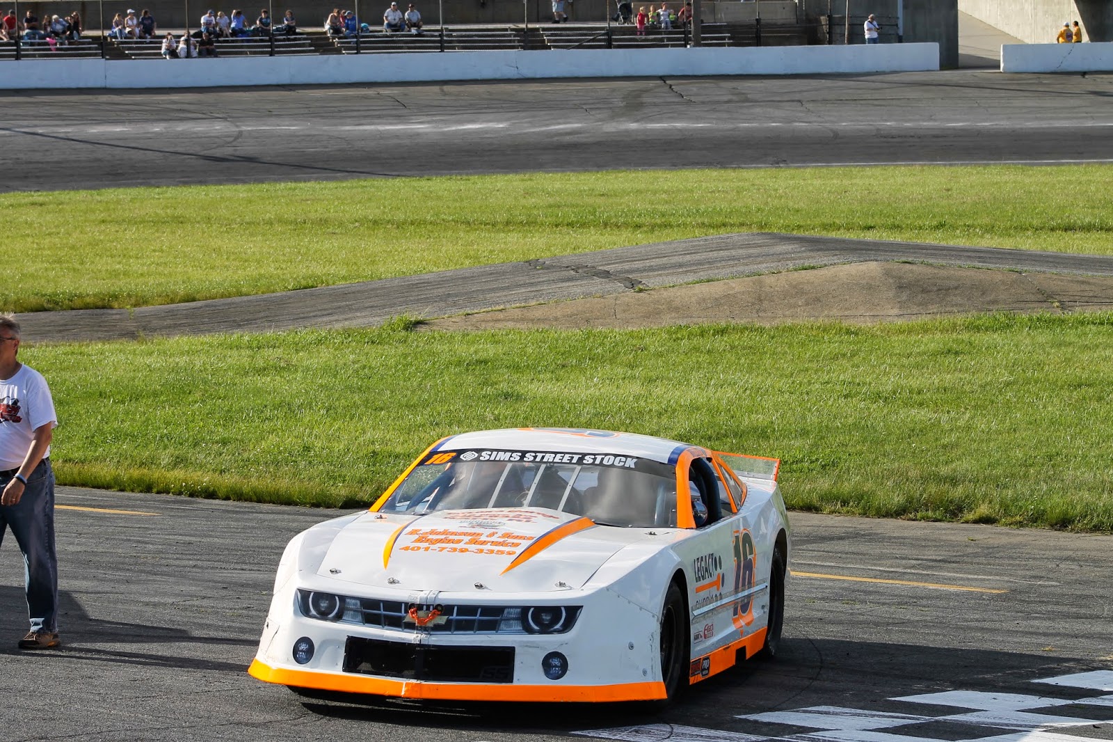 Race Chatter on WNRI.COM, 99.9 fm, 1380 am, Tune in radio, Alexa, Apple ...