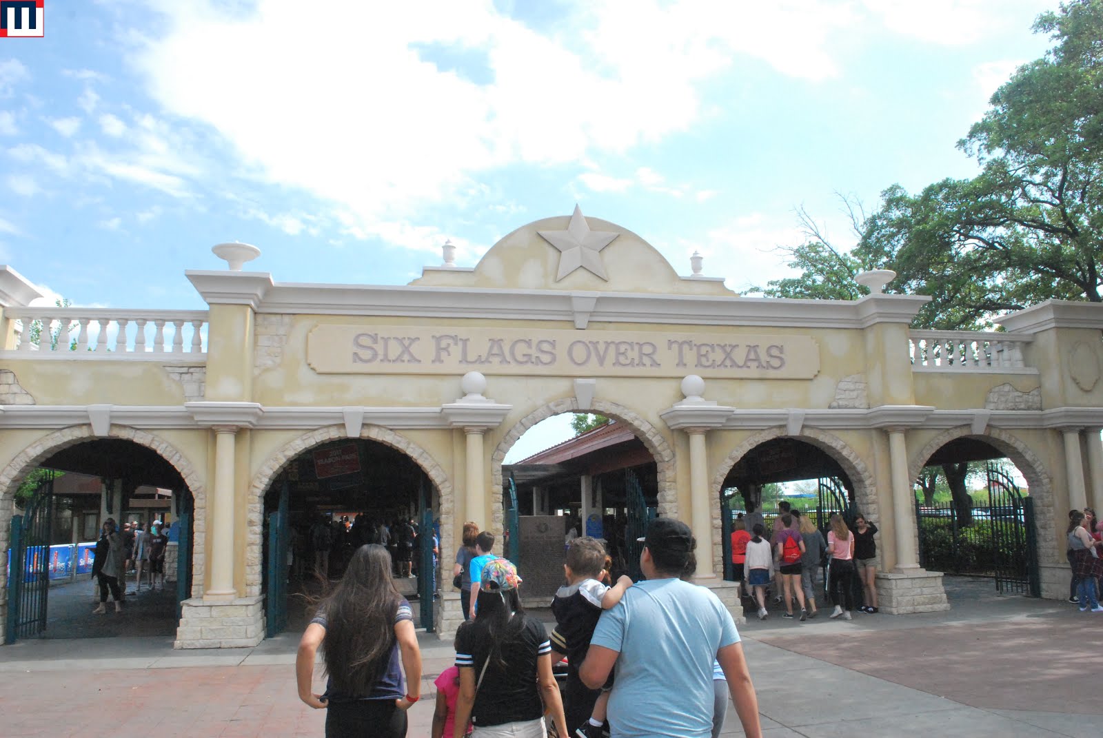MidwestInfoGuide: Six Flags over Texas
