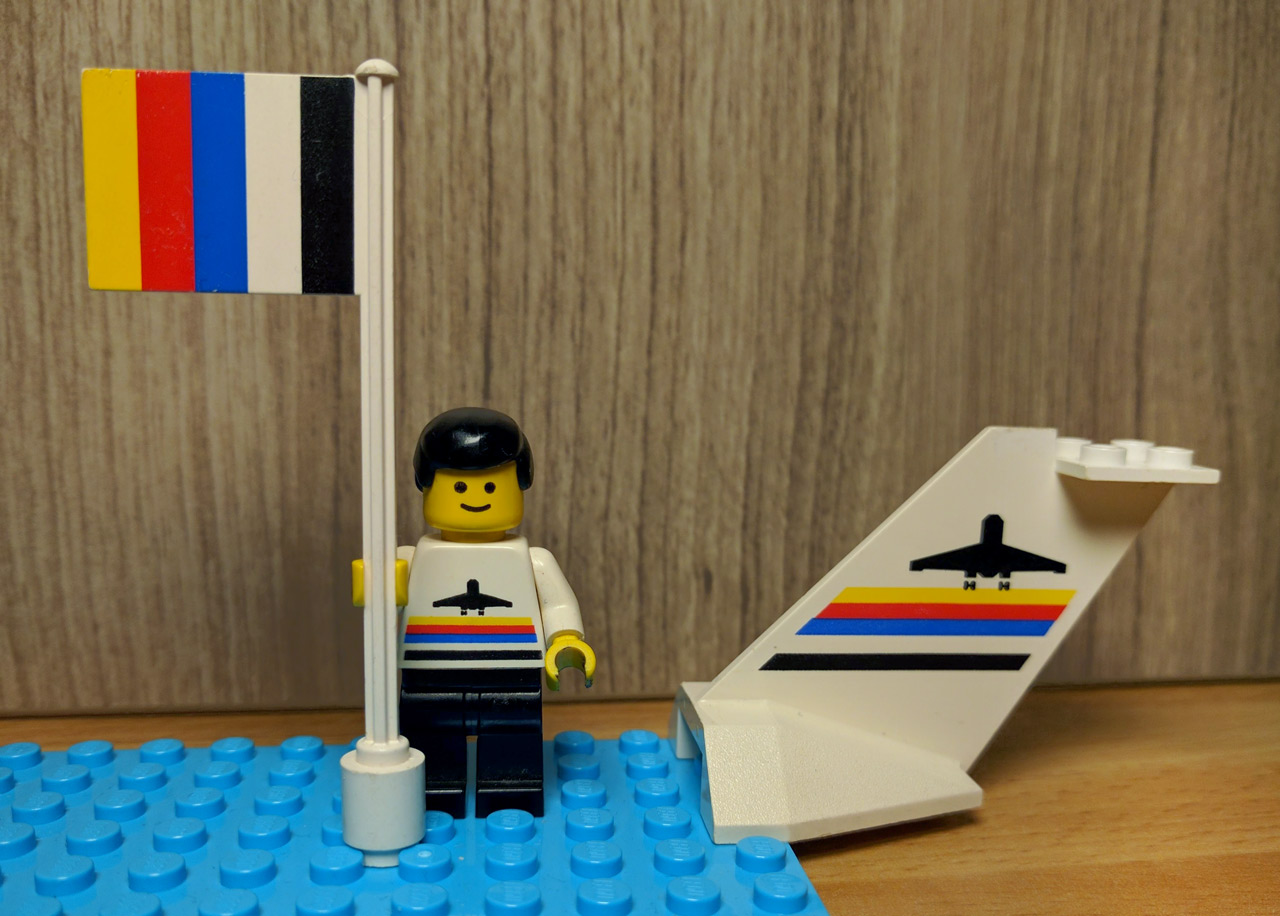 Old Bricks: 5 Classic LEGO® Colours | New Elementary: LEGO® parts, sets ...