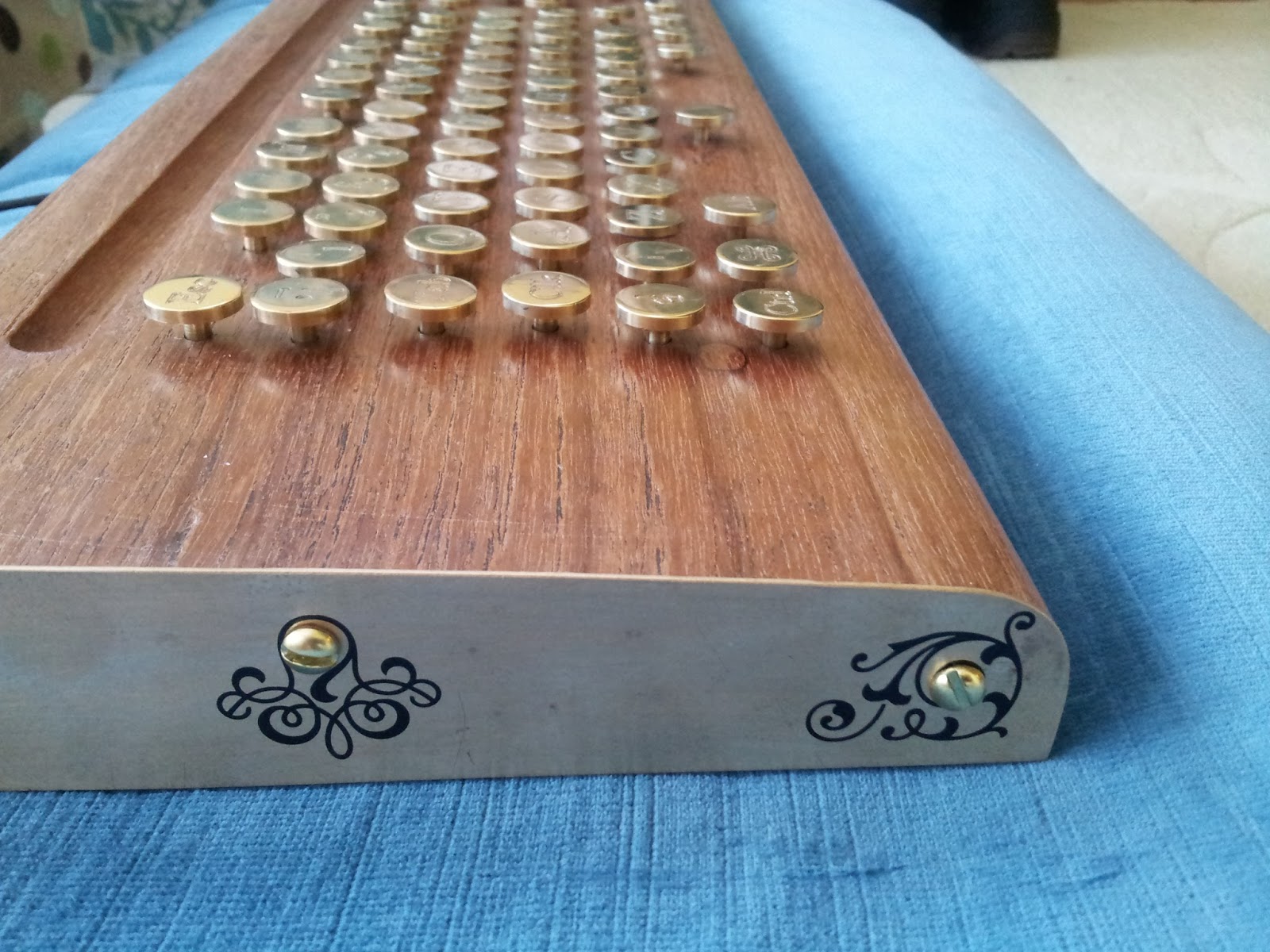 Wood and Brass: Steampunk membrane keyboard hack