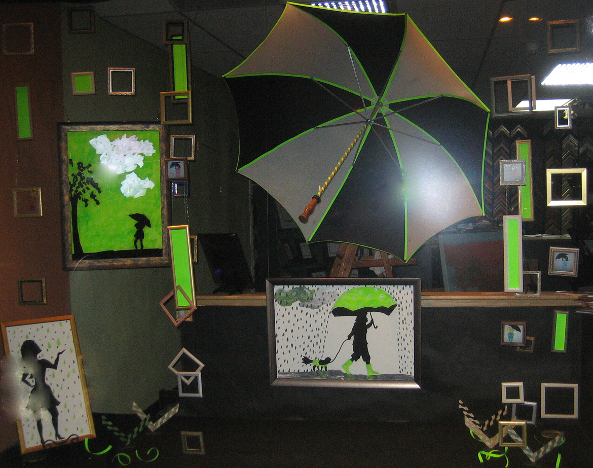 Belmar Frame & Art: Display Windows