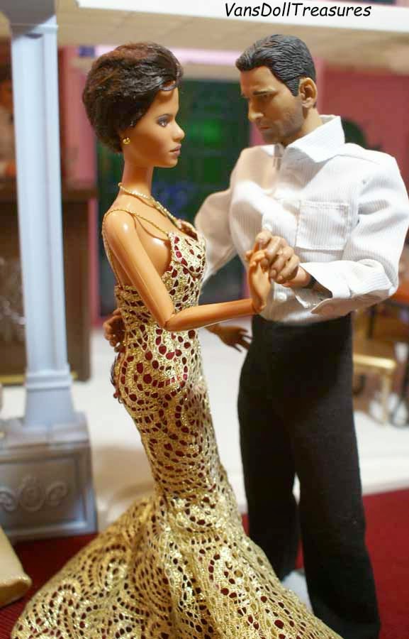 Fashion Dolls at Van's Doll Treasures: Dance. Dance. Dance. (Photostory)