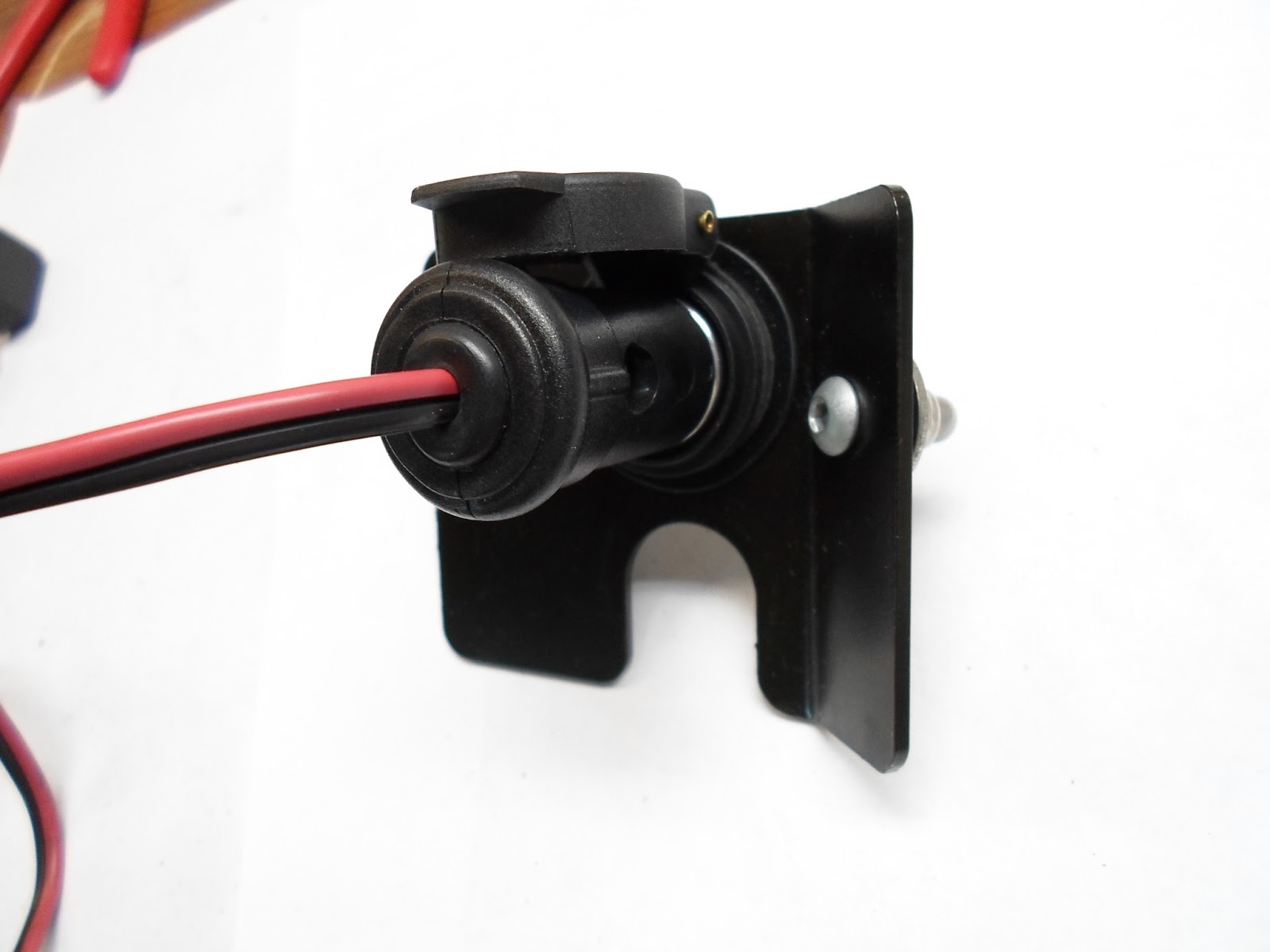 Moto Guzzi Stelvio NTX 2013: Powerlet electrical sockets