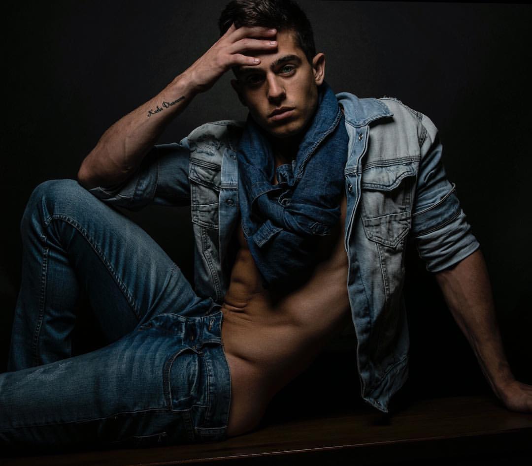 Man Central: Andre Brunelli: In Casual Wear