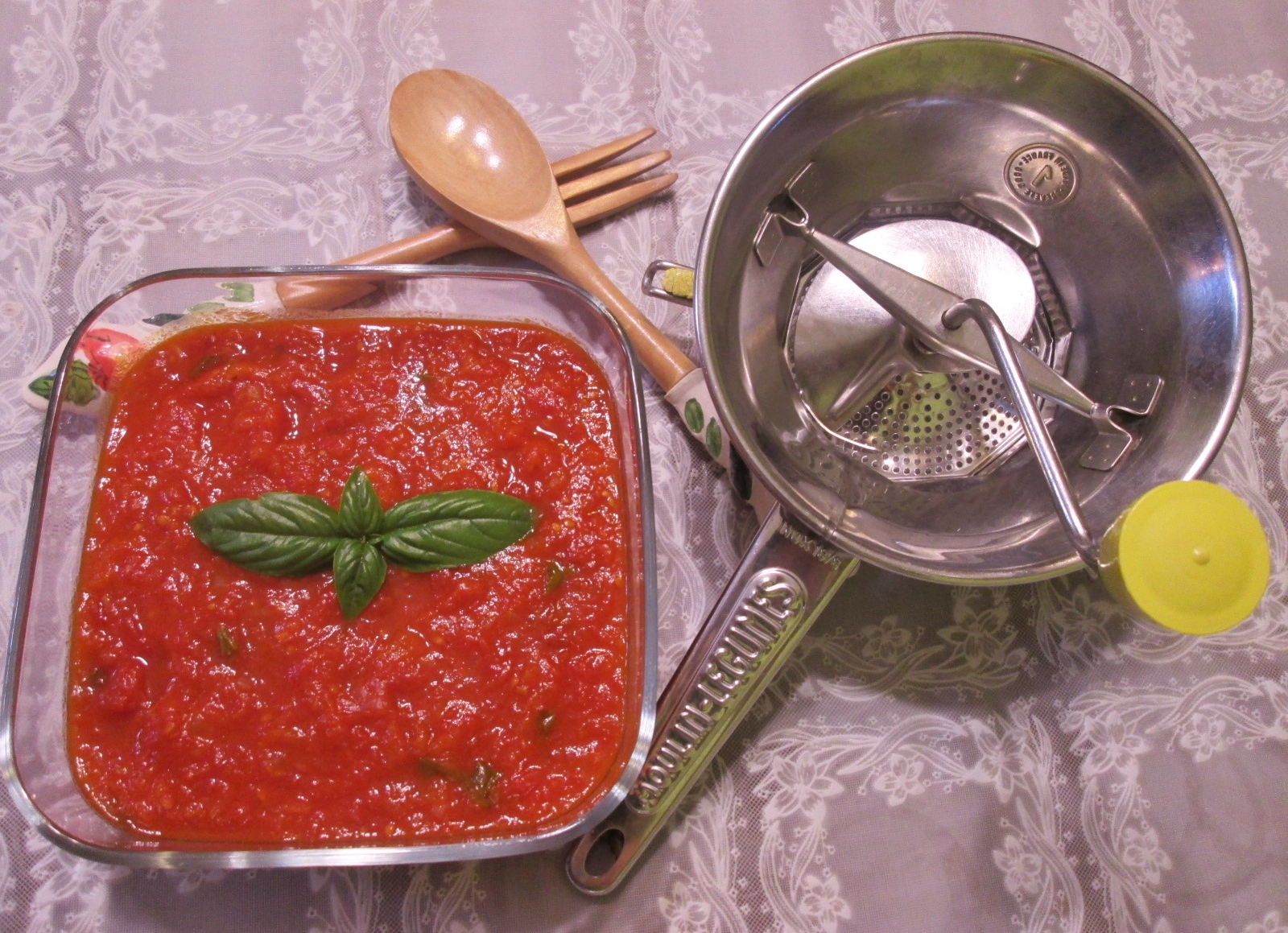 Molho de tomate original italiano - Culinária direto da Itália Molho de ...