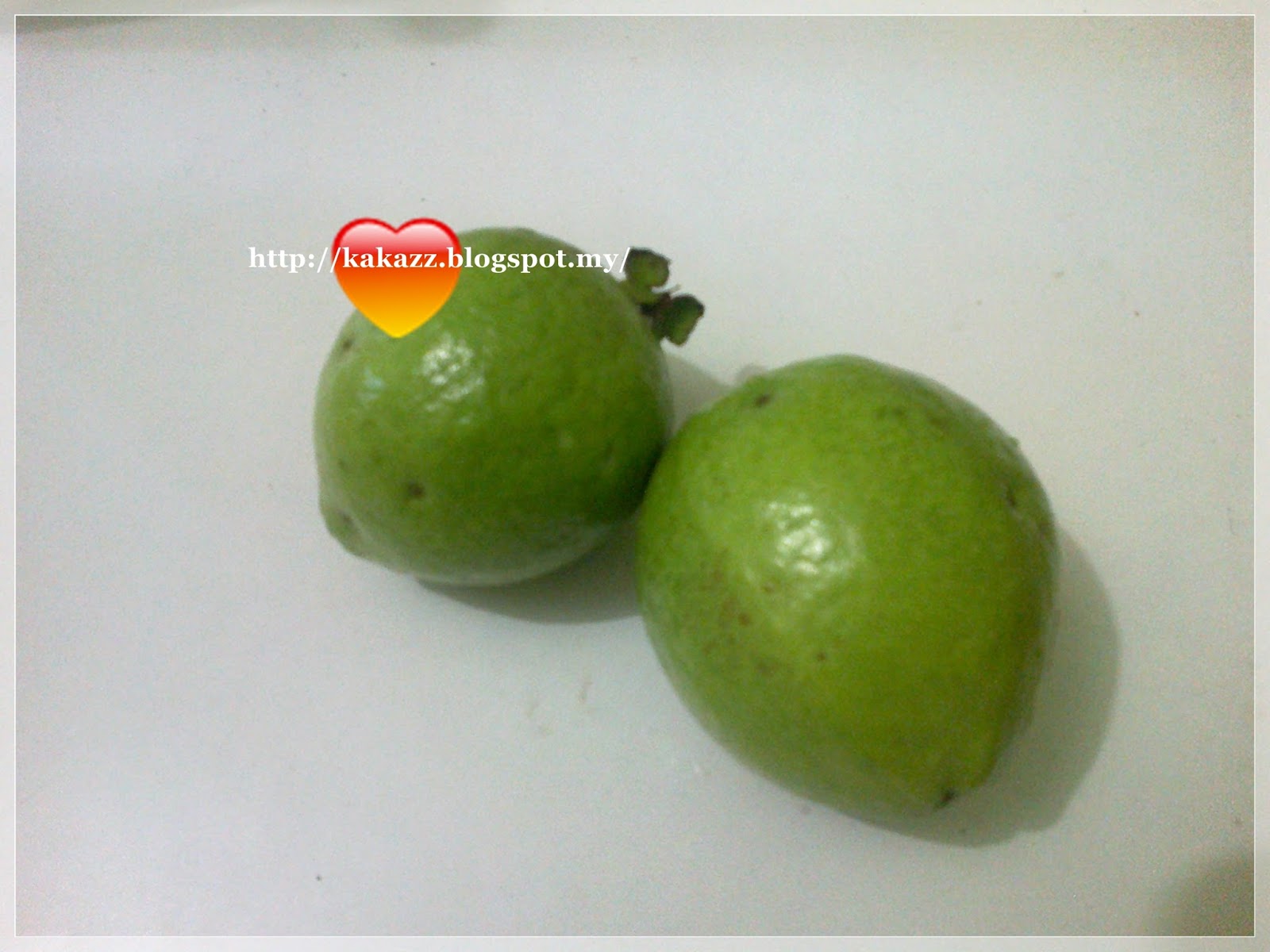 cik azz: Beweh. Biaweh. Jeweh. Jambu Batu. Apa lagi?