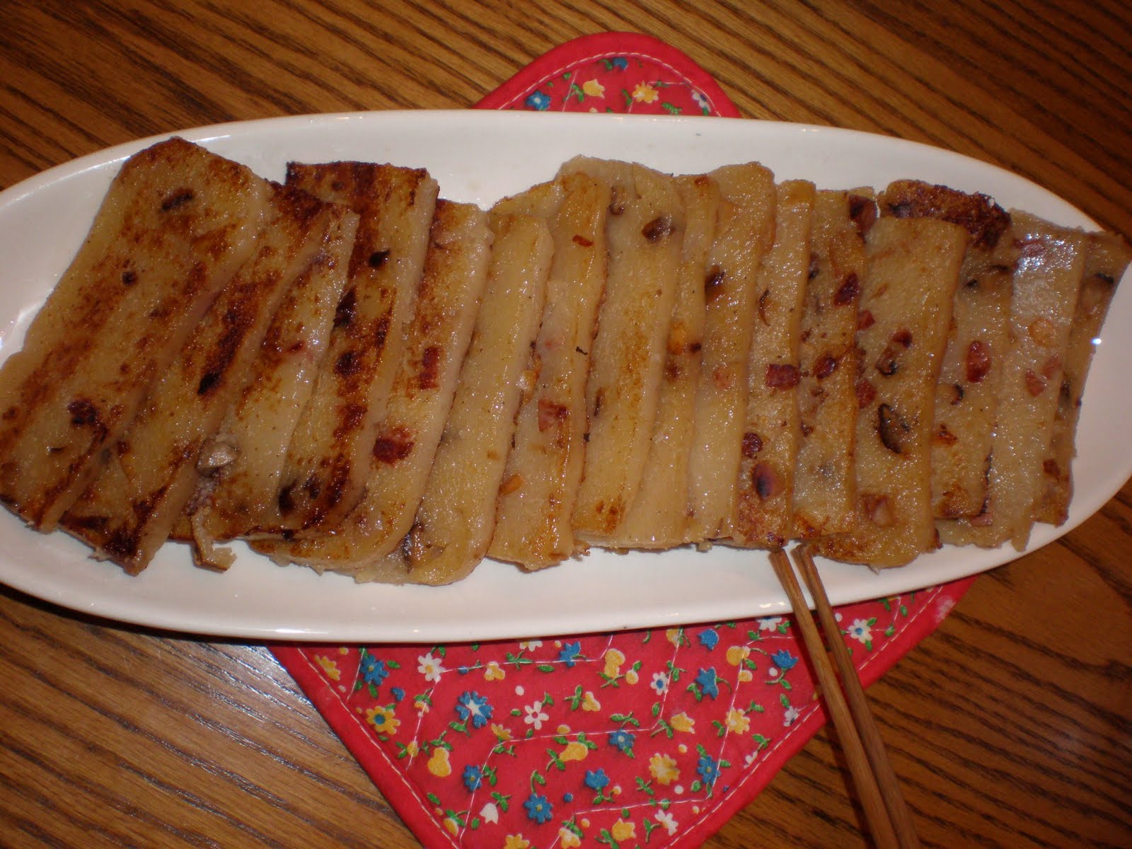 Susan's wonderful world: Pan-fried turnip cake 港式蘿蔔糕