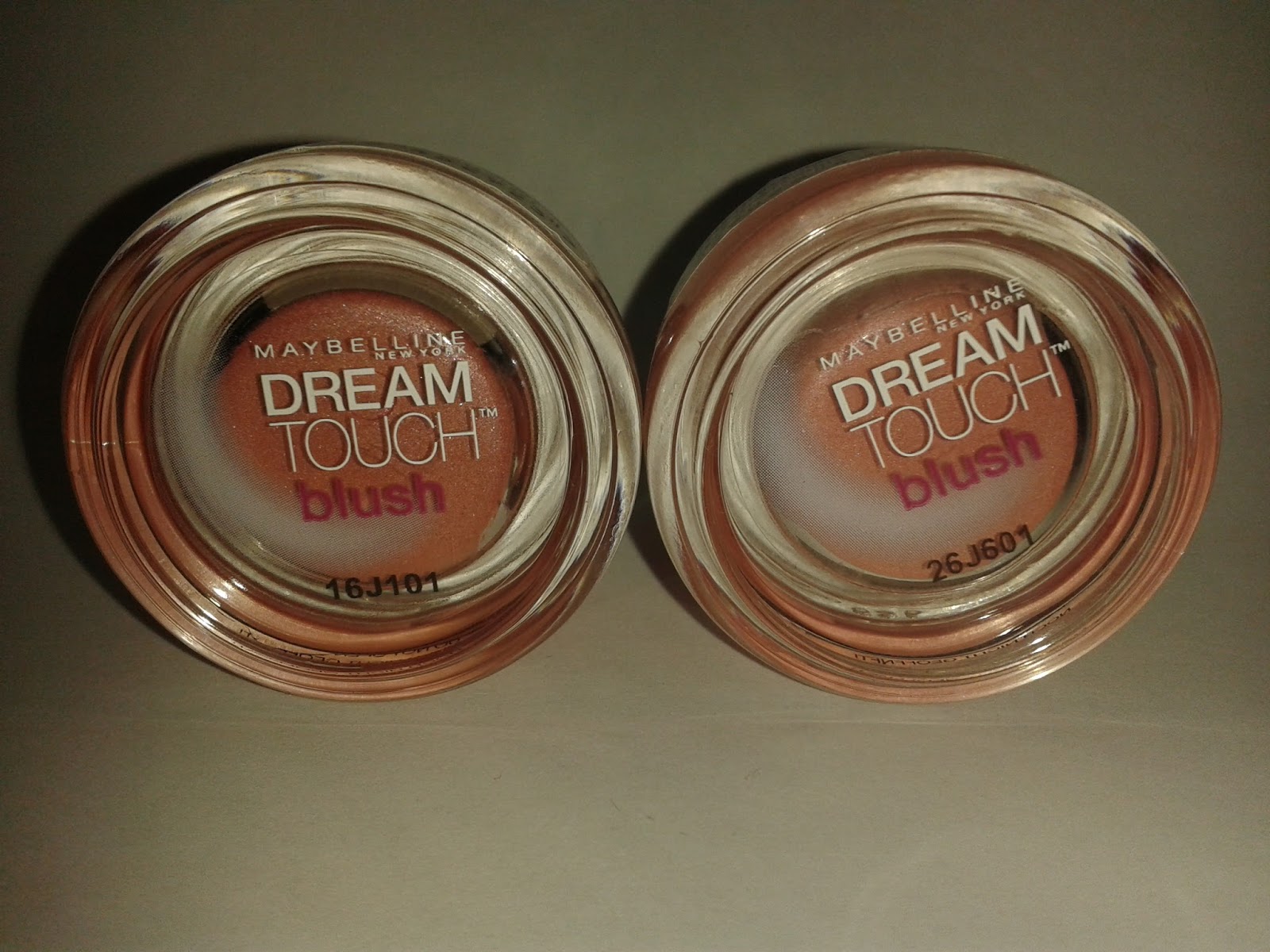 Mundo Beauté: Maybelline: Dream Touch Blush