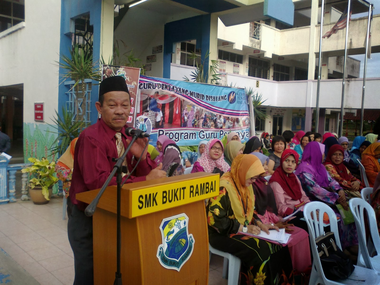 Majlis Perasmian Program Guru Penyayang 2014 ~ SMK Bukit Rambai, 75250 ...