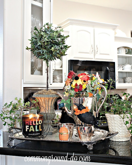 common ground : Hello Fall on the Silver Tray and Fall Home Tours