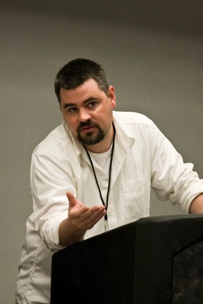 JONATHAN HICKMAN: "CON THE NIGHTLY NEWS HO PROVATO A DAR VOCE A COLORO ...